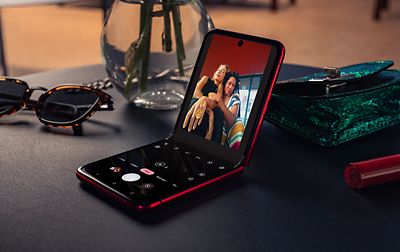 Our Best Deals on New Motorola Moto Cell Phones | T-Mobile
