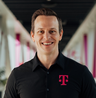 Jeff Simon, Executive Vice President, Chief Information Officer (CIO) | T- Mobile Executives