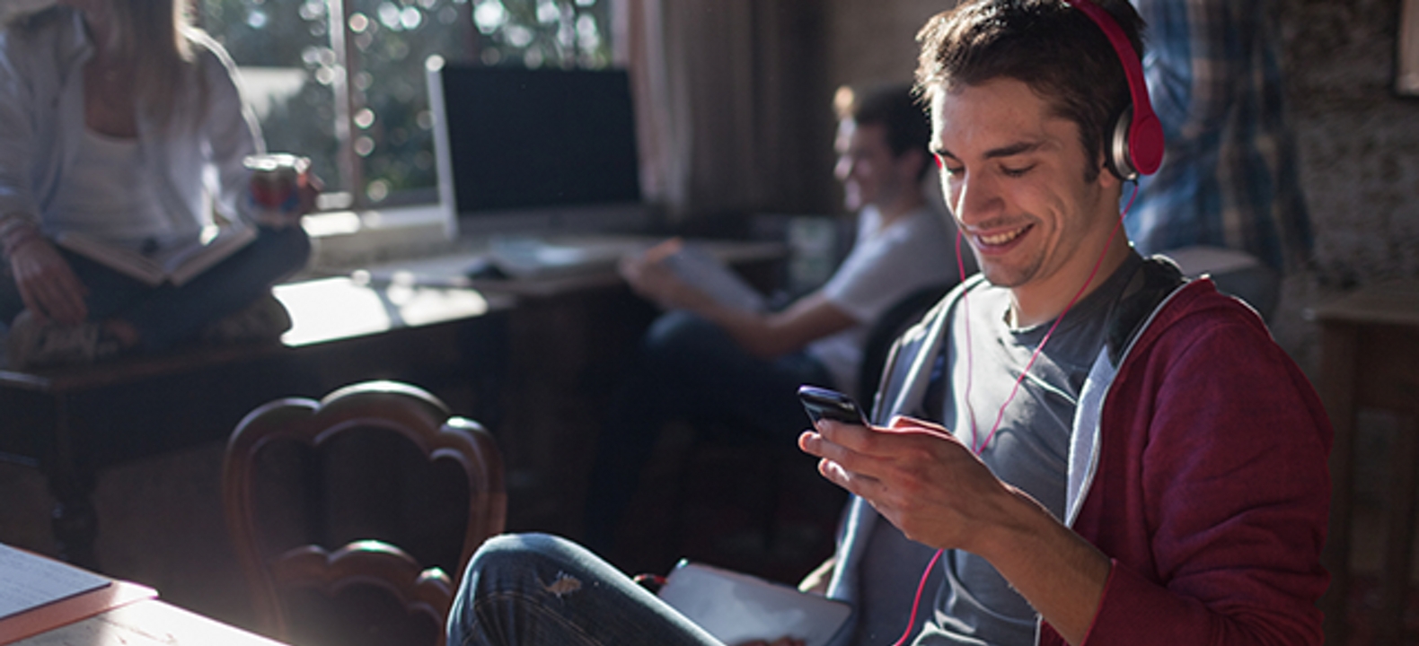 Smart Campus & Higher Education Wireless Solutions | T-Mobile for Education