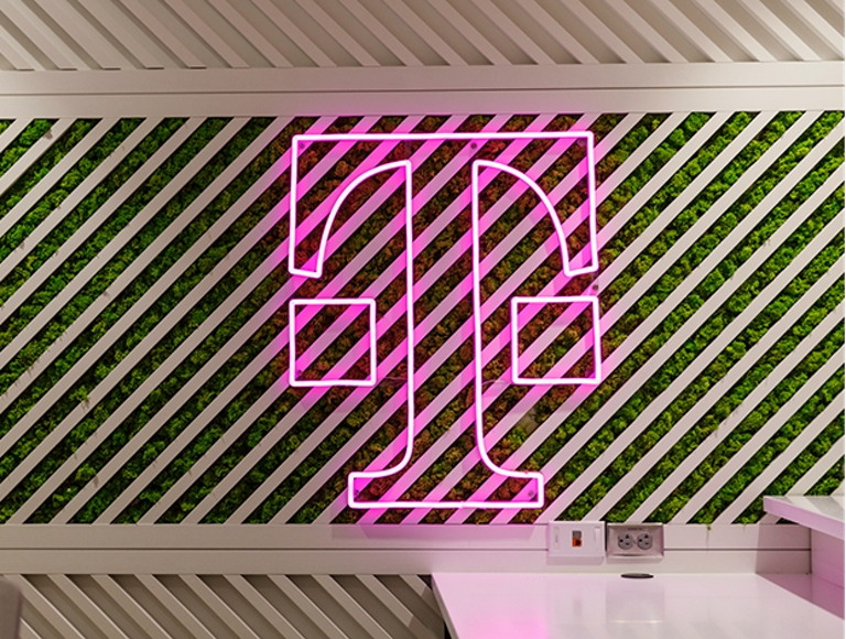 Choose T-Mobile for Business: Nationwide 5G & Innovation | T-Mobile for ...